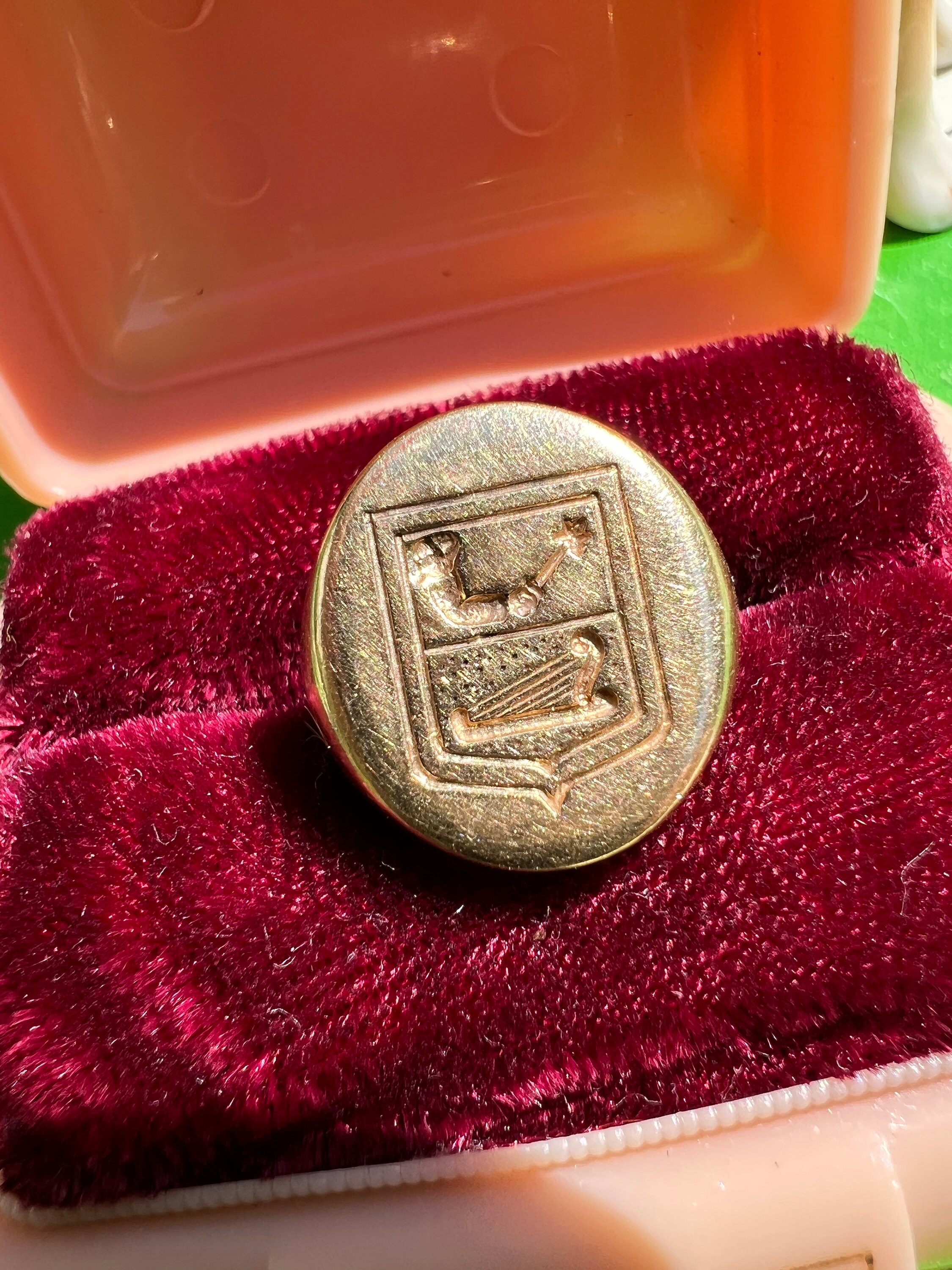 Vintage 10k Yellow Gold Mace And Harp Signet Ring