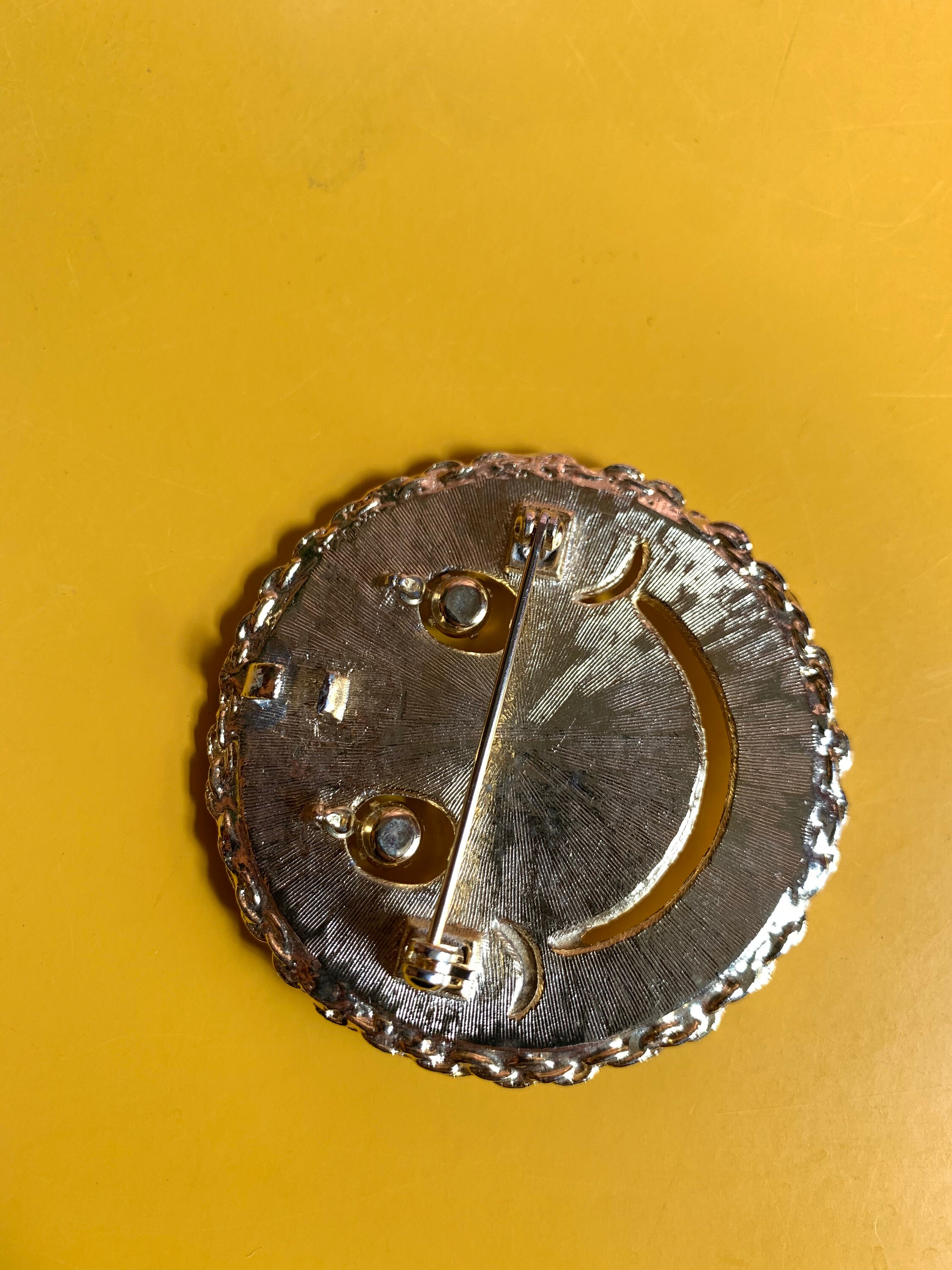 Large Vintage Smiley Face Medallion Brooch With Dangly Rhinestone Eyes ...