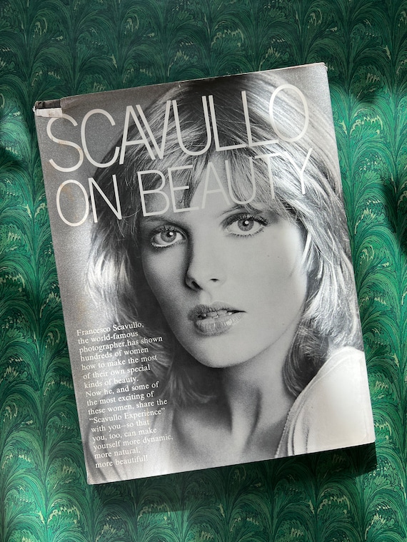 Books & Bookends - F A R E W E L L T R A D I N G