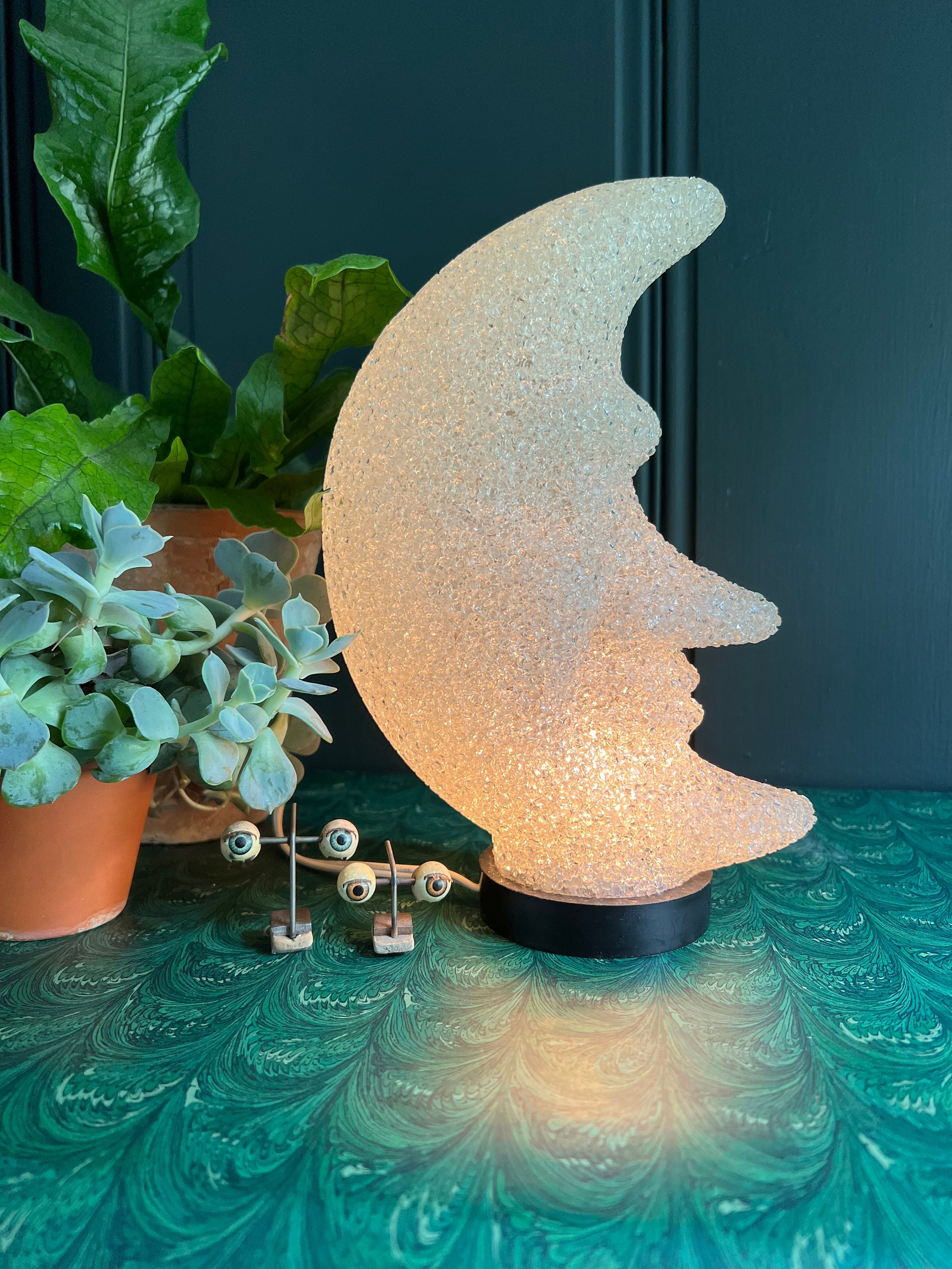Vintage Popcorn Plastic Crescent Moon Man Lamp