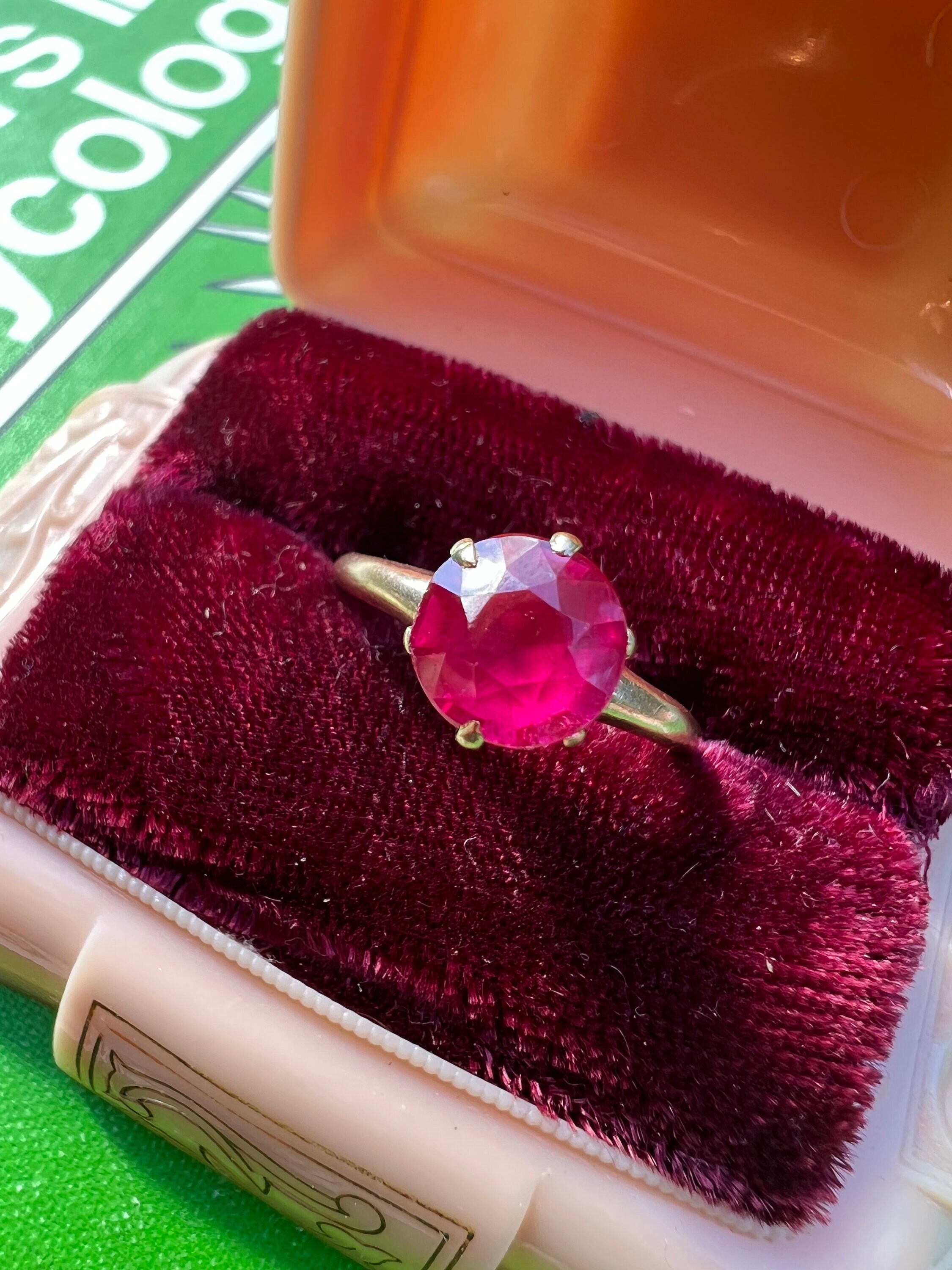 Vintage 10k Gold Ruby Solitaire Ring