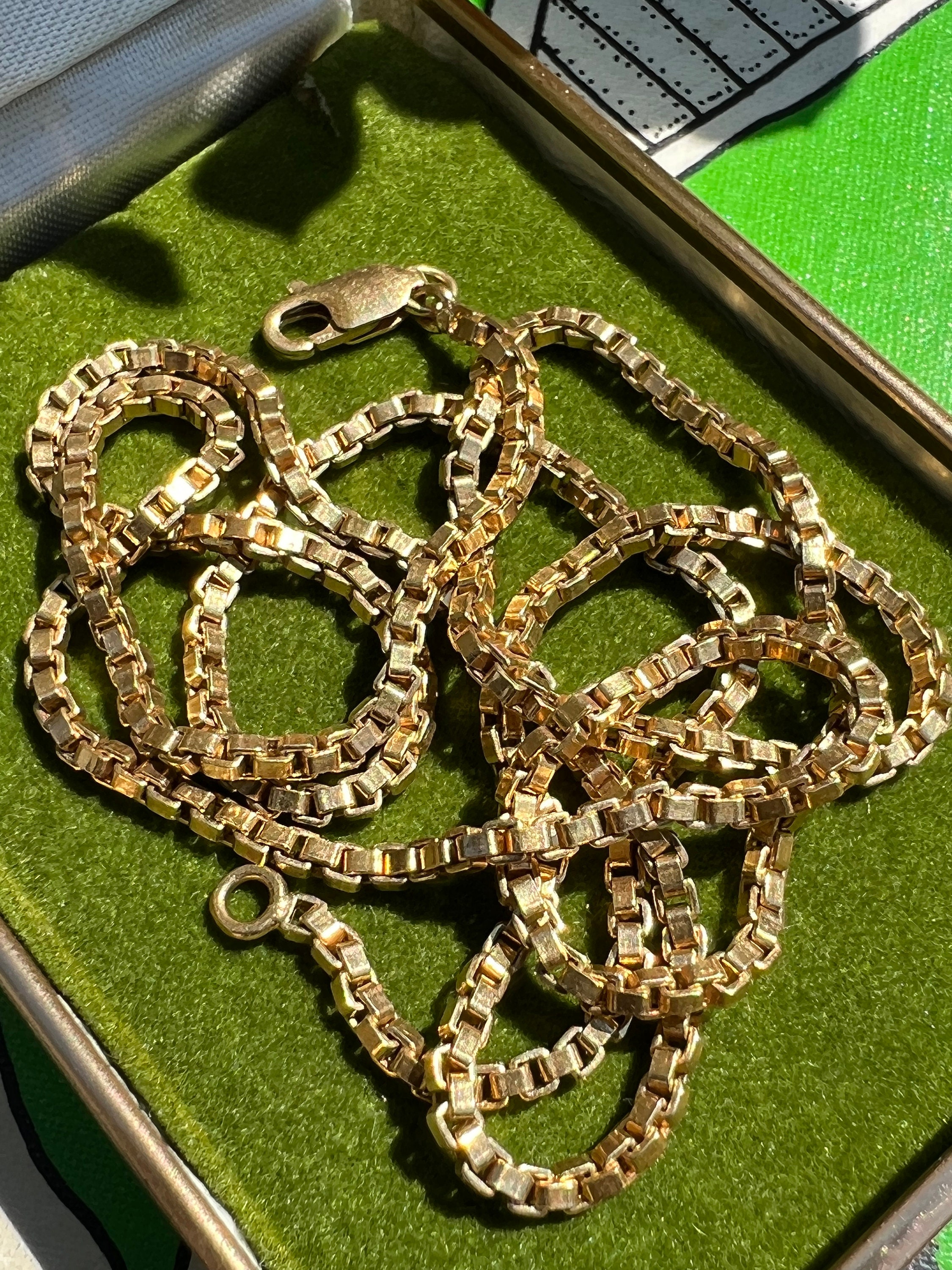 Vintage 18k Yellow Gold Italian Box Chain Necklace