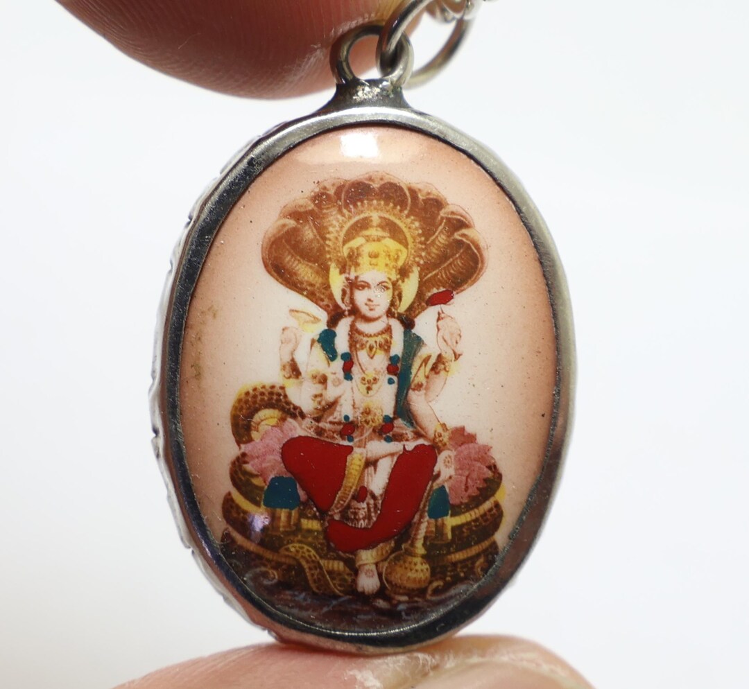 Lord Vishnu Amulet Pendant: Hindu God Trimurti Necklace Fujii Kaze - Etsy