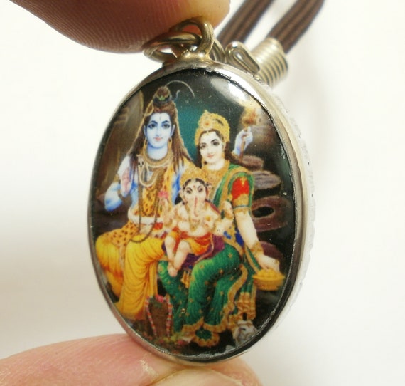 Lord Shiva Maa Uma Parvati and Ganesha Ganesh Family … - Gem
