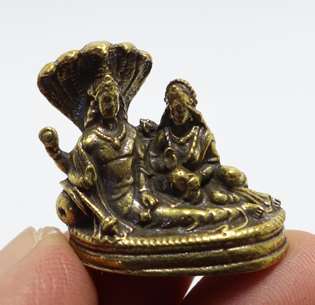 Lord Vishnu the Preserver Maa Laxmi Mini Amulet Lakshmi Hindu God ...