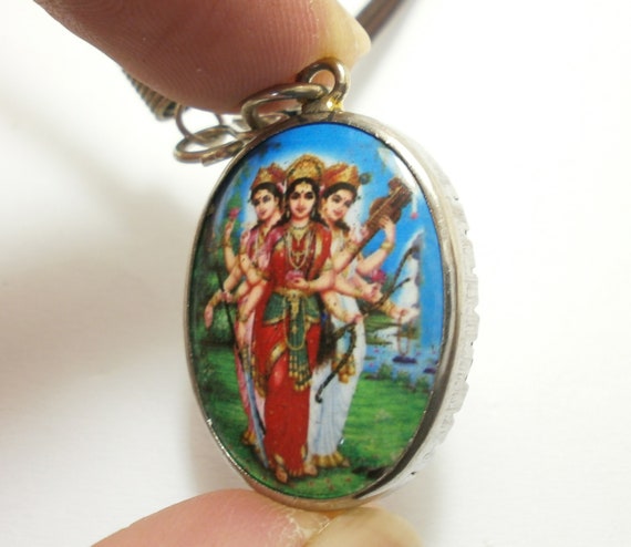 Tridevi Hindu Goddess Om Amulet: Lakshmi, Saraswati, … - Gem