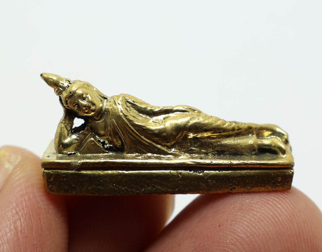 Sleeping Buddha Miniature Figurine for Person Born on Tuesday Phra Pang Saiyart Mini Amulet Thai ...