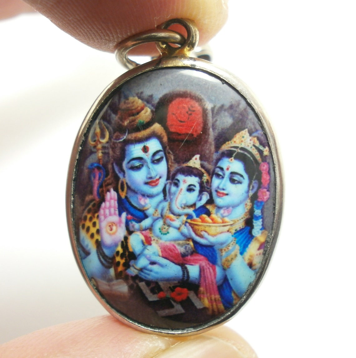 Lord Shiva Maa Uma Parvati and Ganesha Ganesh Family pendant | Etsy