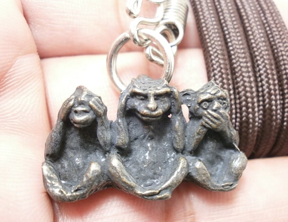 The three wise monkeys Asian Japan amulet pendant nec… - Gem