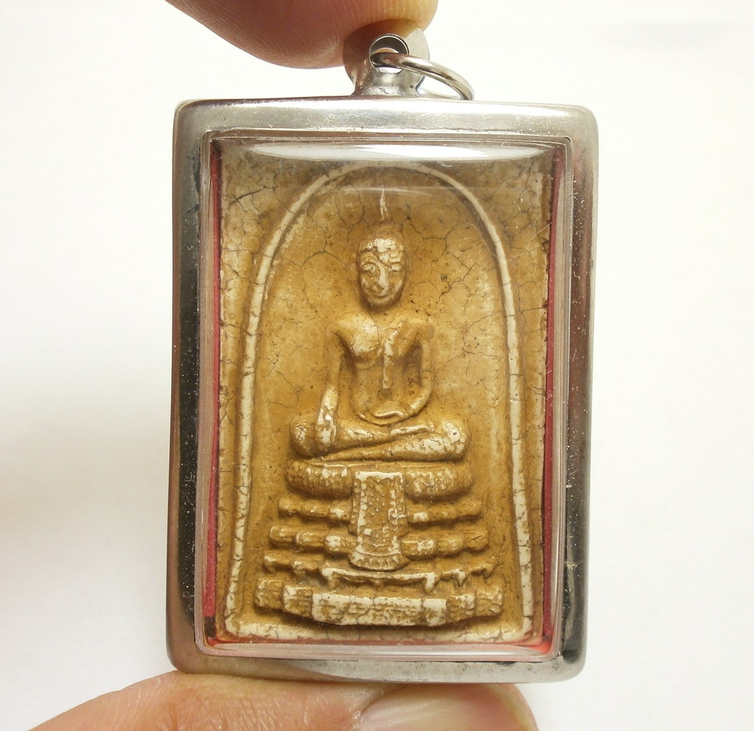 Somdej Luangpor Wat Raiking 1971 2514 BE. Beautiful Big Magic Powder ...