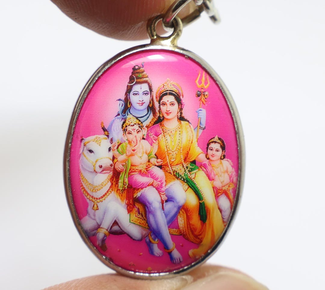 Lord Shiva Family Pendant: Hindu God Amulet, Success Charm - Etsy