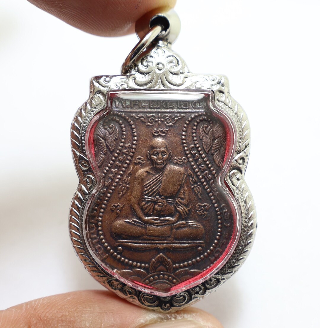 LP Doo Amulet: Wat Sakae Temple, 1981 Blessed Coin Pendant - Etsy