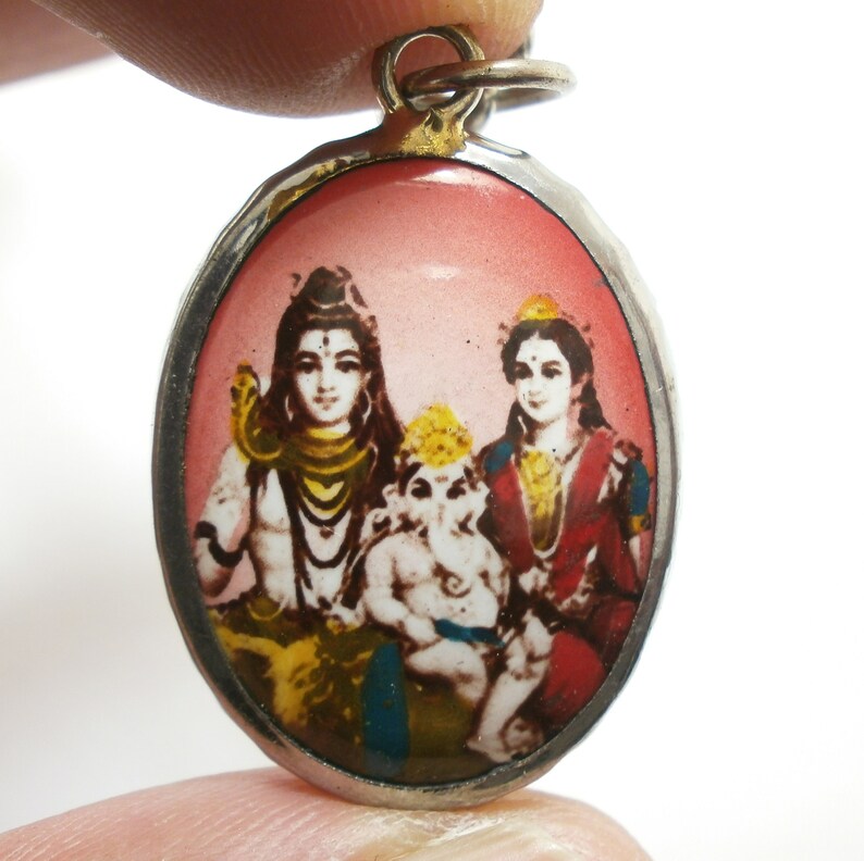 Lord Shiva Maa Uma Parvati and Ganesha Ganesh Family Pendant - Etsy