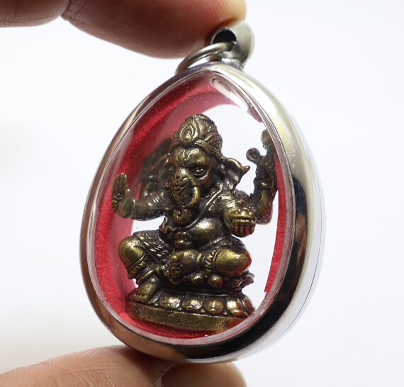 Lord Ganesha Amulet Pendant: God of Success, Hindu Gi… - Gem
