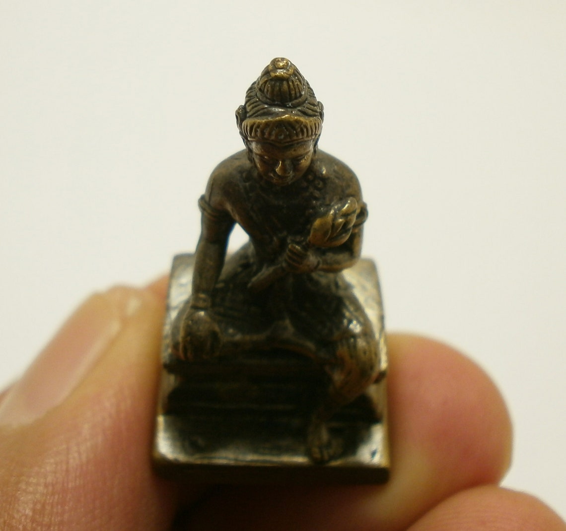 Vishvakarman Hold Lotus Mini Statue Figurine Amulet God of | Etsy