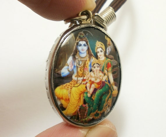 Lord Shiva Maa Uma Parvati and Ganesha Ganesh Family … - Gem