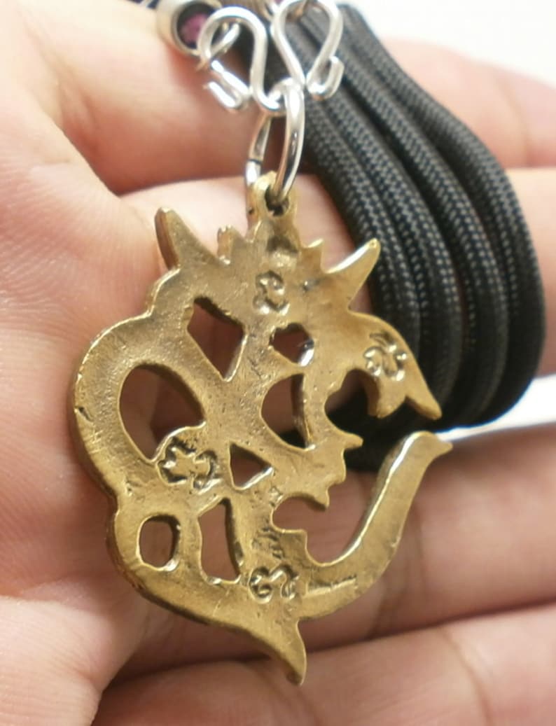 Om Ohm Aum Sacred Symbol Hindu God Deity Sign Hinduism Lucky - Etsy