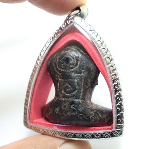 LP Kron Phra Pidta Amulet: 1950s Thai Buddha Pendant - Etsy