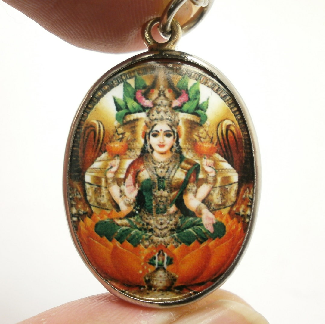Mahalakshmi Pendant Maa Laxmi Shri Lakshmi Devi Blessed Rich Wealth ...