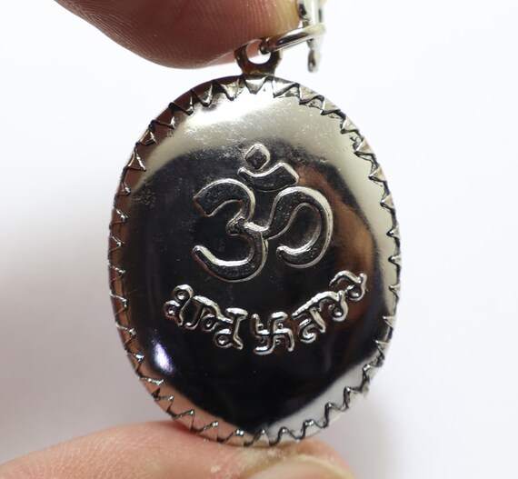 Lord Shiva Mahadev Pendant: Hindu God Amulet Necklace - Gem