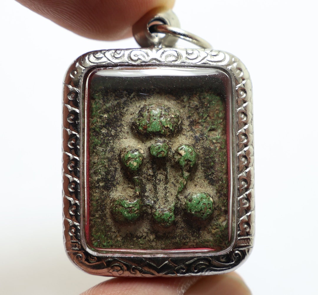 Phra Pidta Graduk Phii Green Amulet: Thai Buddha Healing Pendant - Etsy