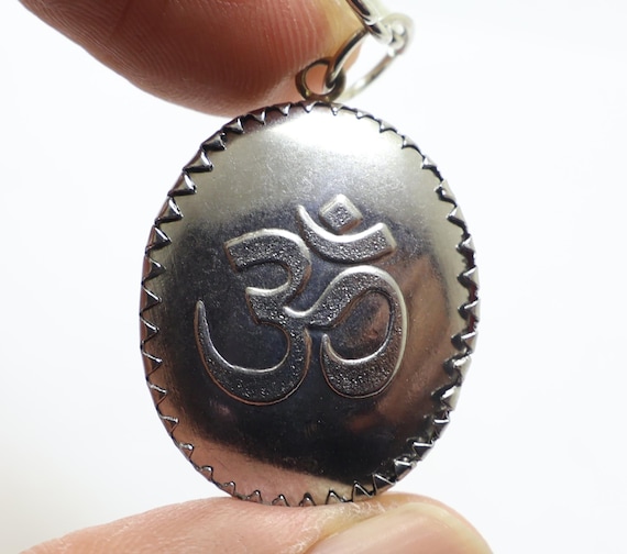 Lord Shiva Family Amulet Om Pendant: Hindu Ohm God Su… - Gem