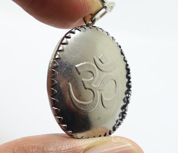 Lord Shiva Family Amulet Om Pendant: Hindu Ohm God Su… - Gem