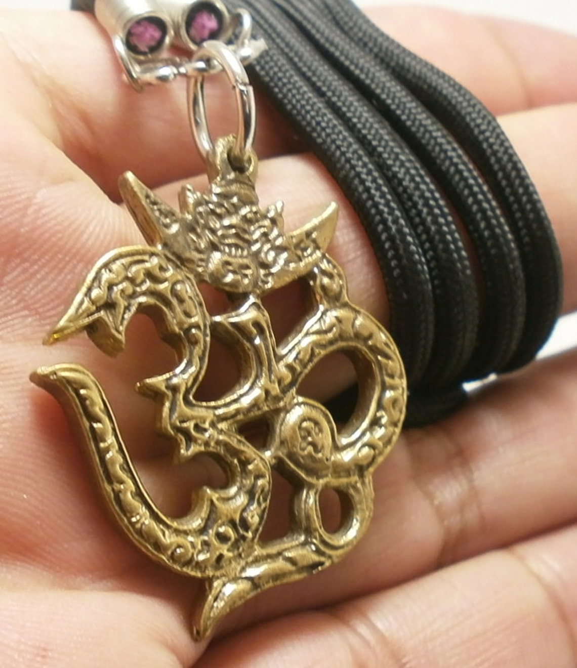 Om Ohm Aum Sacred Symbol Hindu God Deity Sign Hinduism Lucky - Etsy