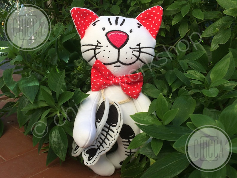 ITH - Softie Cat - Machine Embroidery - Etsy