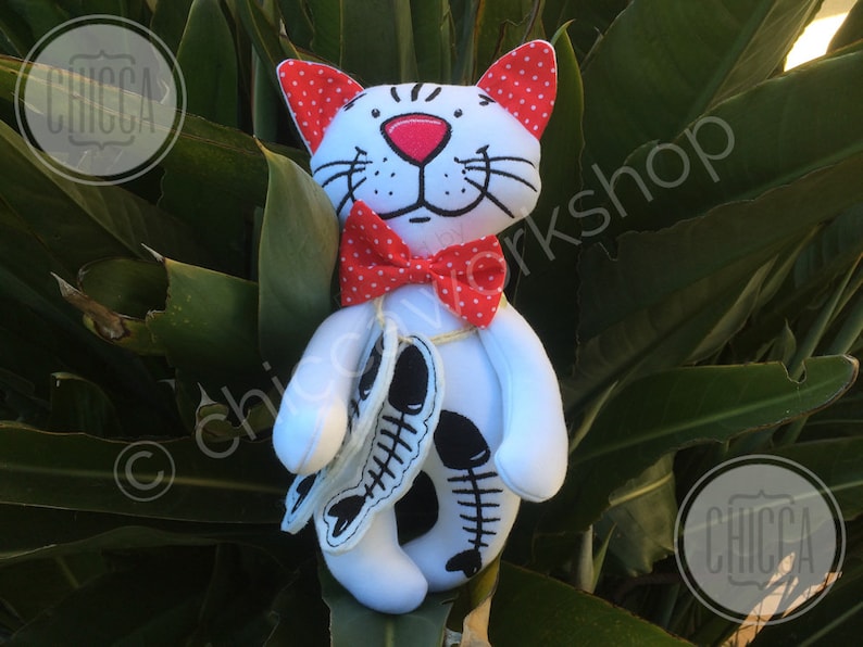 ITH - Softie Cat - Machine Embroidery - Etsy