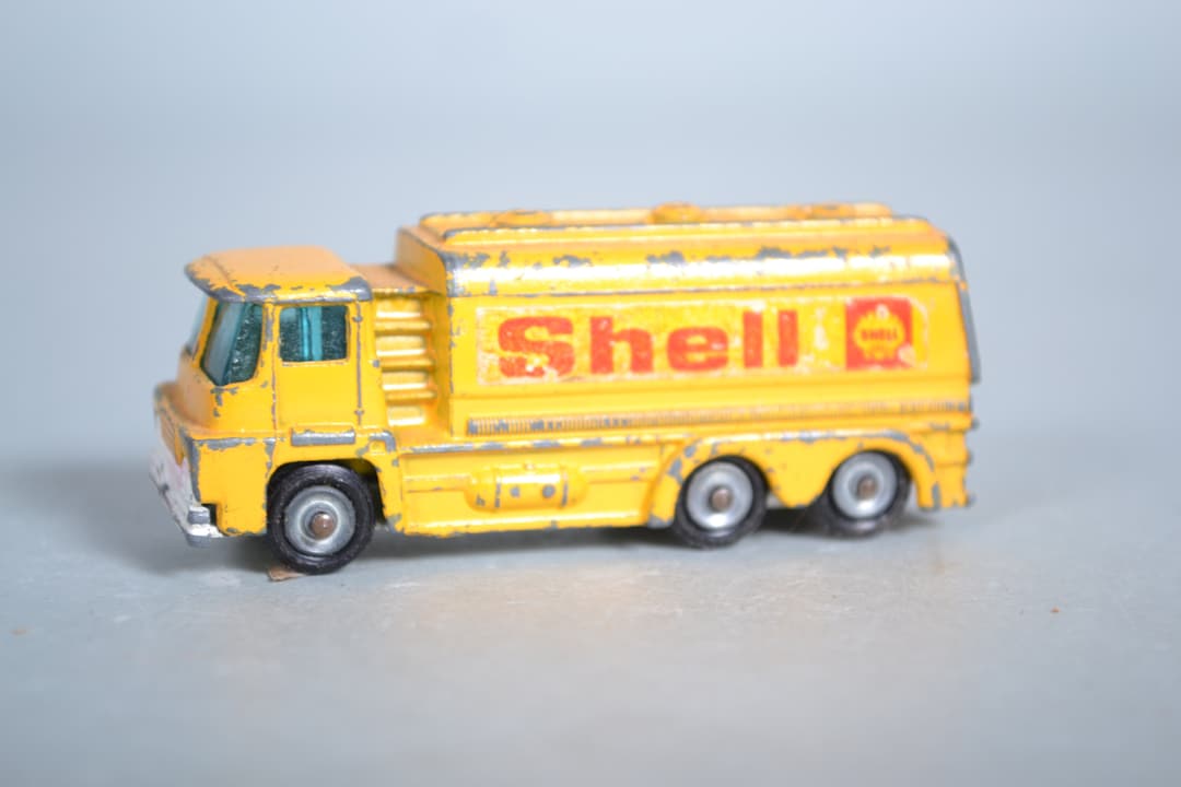 Husky Models (corgi) Guy Warrior Tanker No.14-a1 SHELL - Etsy