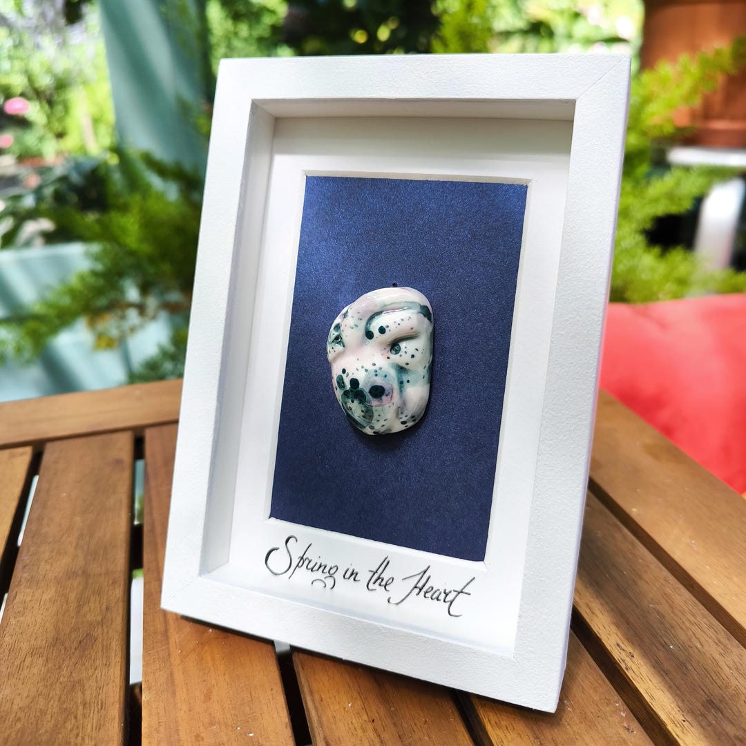 Porcelain Anatomical Heart in the Frame, 10 X 15 Cm, Spring in the ...