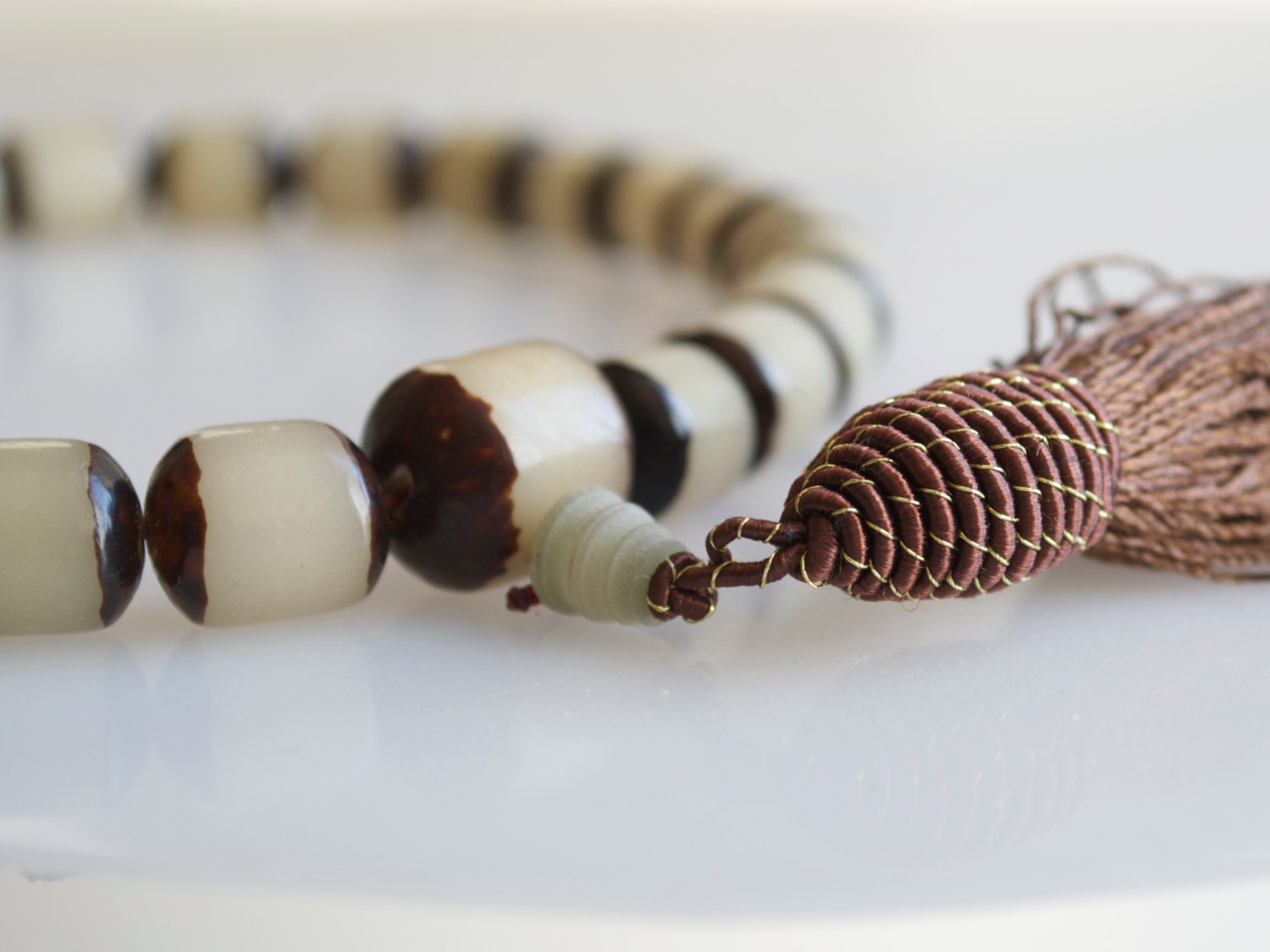 Natural Color and Tube Shape Bodhi Tree Root Beads Size - Etsy