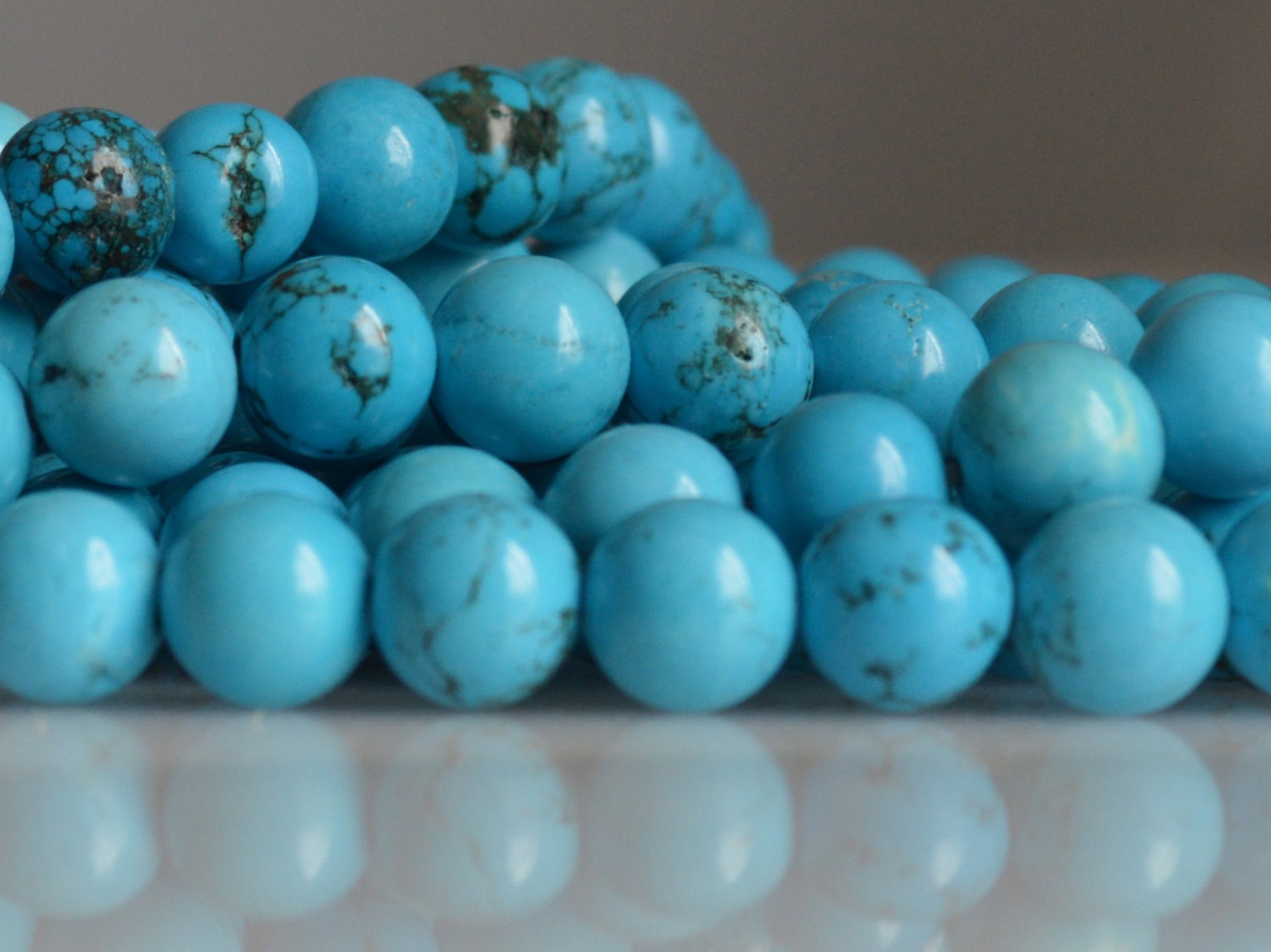 Bright Blue Turquoise Color Gemstone Magnesite Beads Round Shape Size ...