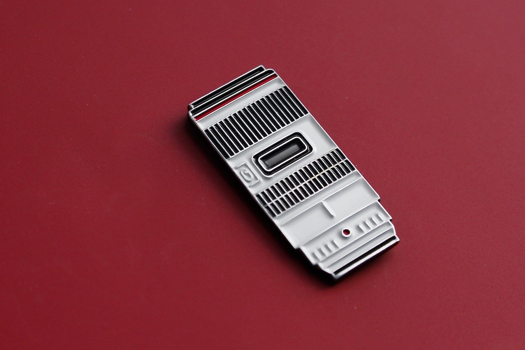 Telephoto Camera Lens Enamel Pin, Photography Gift - Etsy