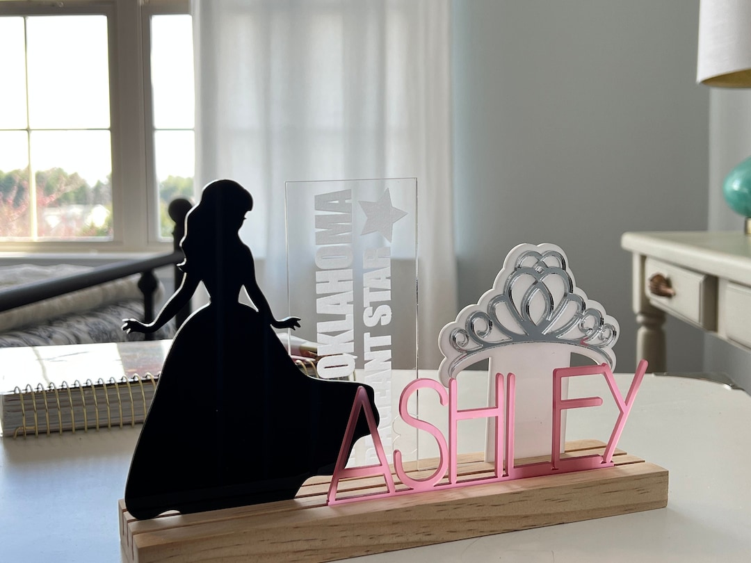 Young Pageant Girl With Tierra Grandstand, Personalized Pageant Gift ...