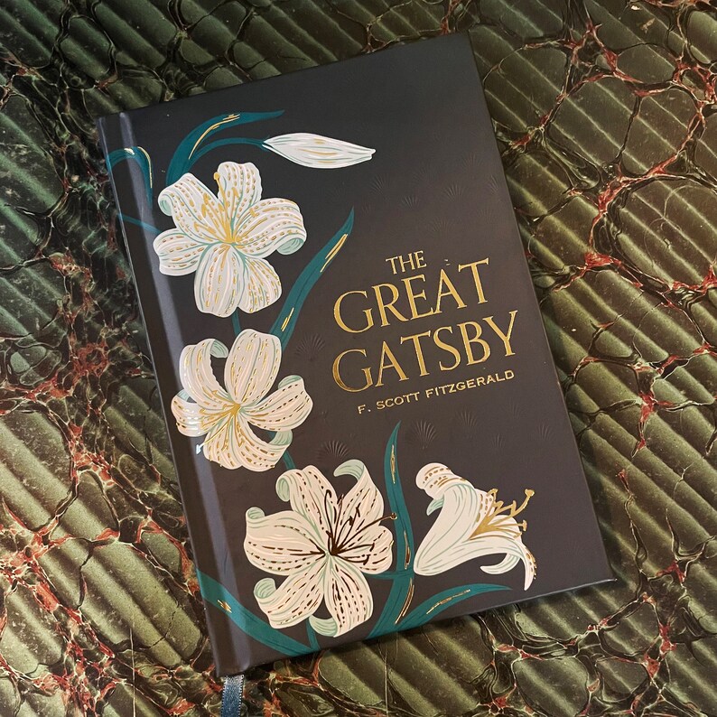 The Great Gatsby, Collectible Hardcover Classic, Gilded Pages, and ...
