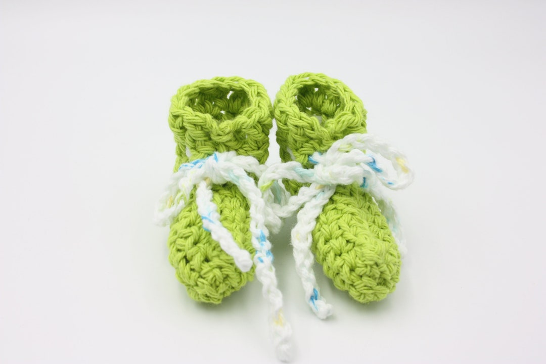 Green Cotton Preemie Baby Booties With Variegated Ties - Summer Preemie ...