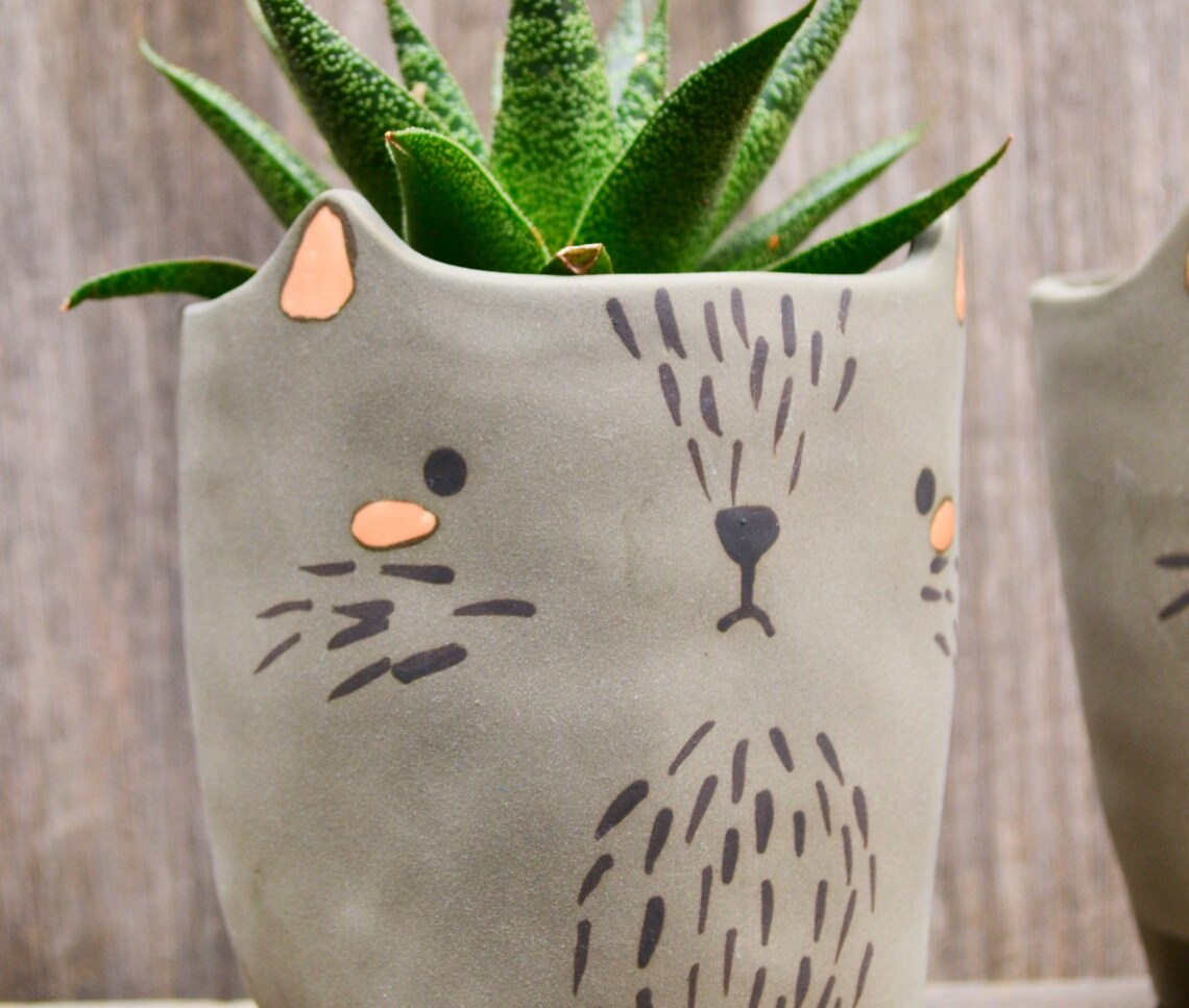 Handmade Charcoal Grey Ceramic Henry Hamster Footed Planter - Etsy