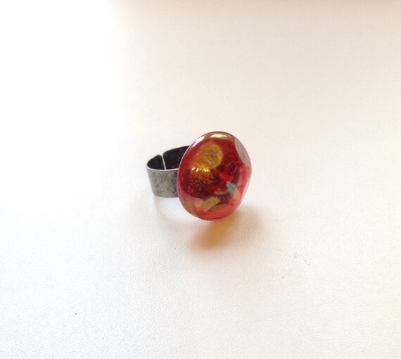 Items Similar To Iridescent Pink Glass Ring On Etsy