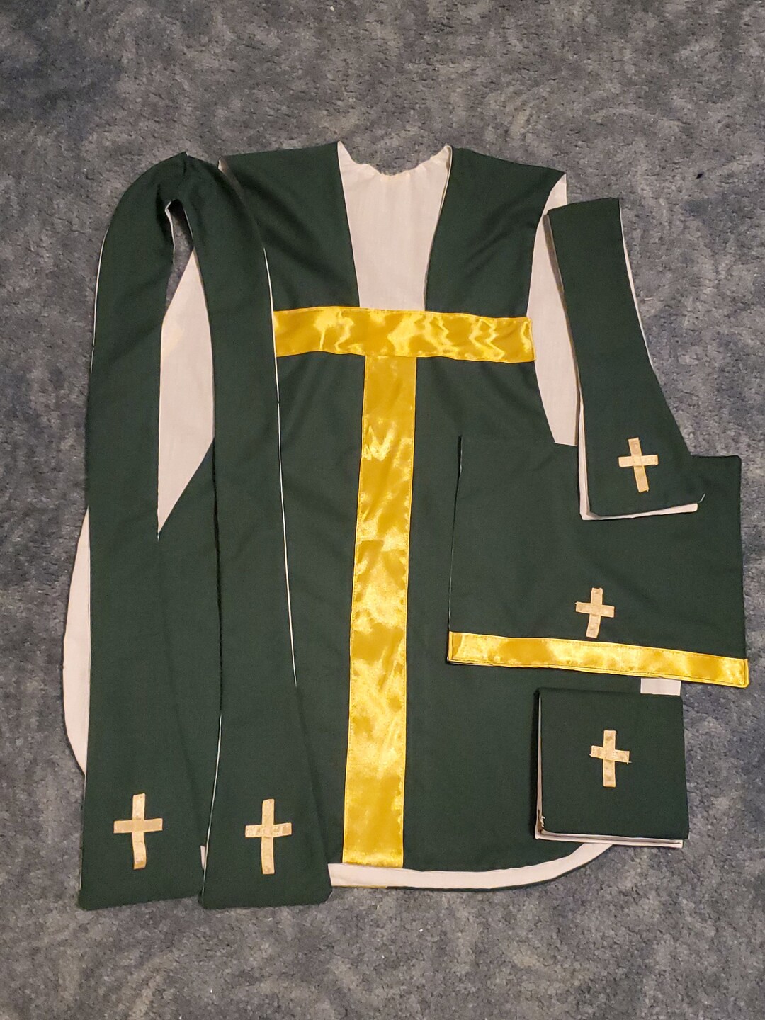 7 to 10 Year Old Boys Green Fiddleback Vestment Set Pretend Mass With a ...