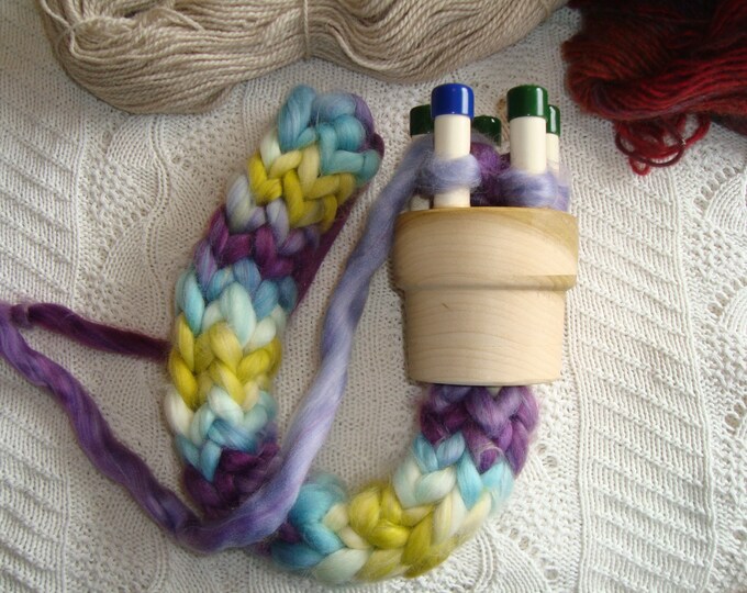 Jumbo Gauge - 5 Peg French Knitter - Spool Loom - Knitting Nancy ...
