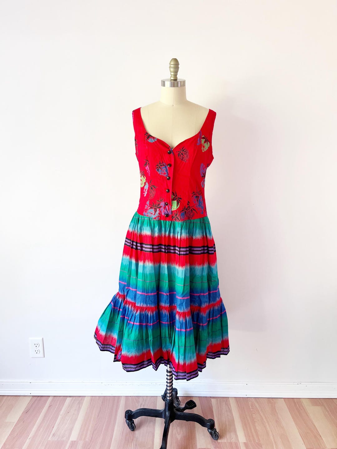 SIZE S 1980s Emmanuel Ungaro Paris Strawberry Print Dress / Festive and ...