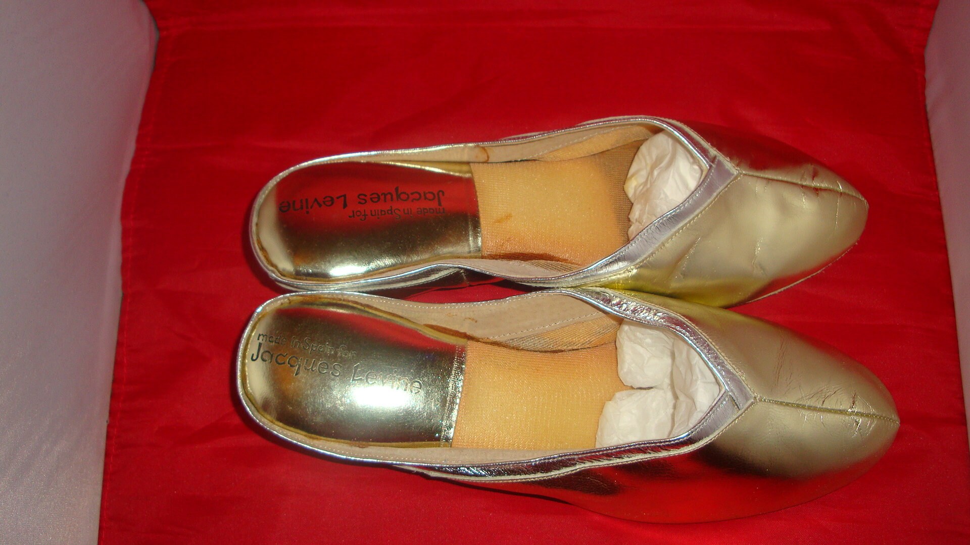 Vintage Jacques Levine "v" Classic Gold/silver Leather Slippers/shoes ...