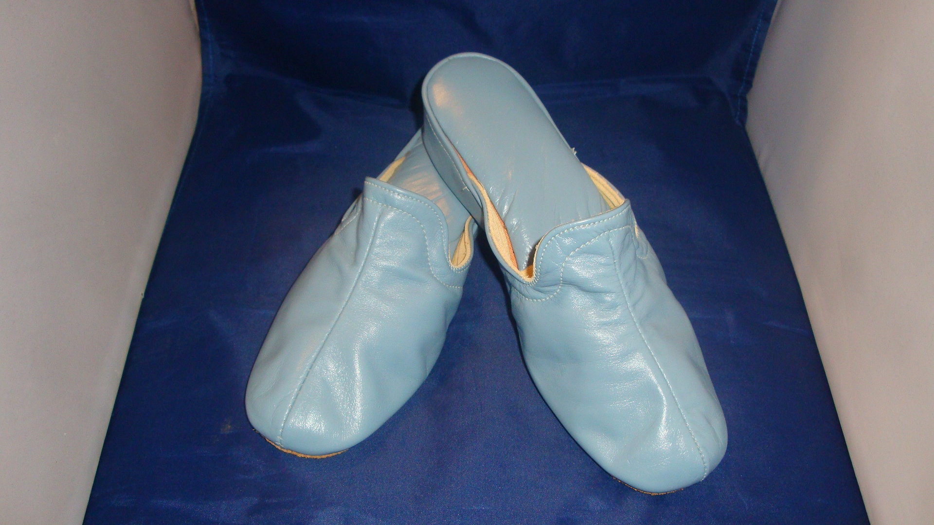 Vintage Sioux Mocs Classic Light Blue Leather Slippers Size 8 - Etsy