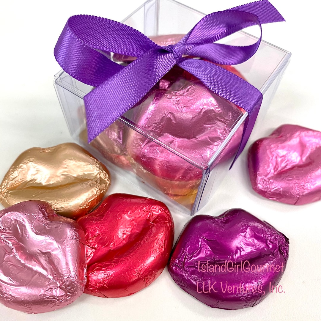 Foil Wrapped Mini Lips, 8 Piece Gift Box 2.5 Oz, Three Flavors to ...