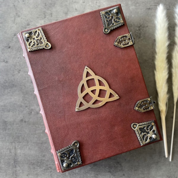 Large Blank Grimoire Book - Etsy