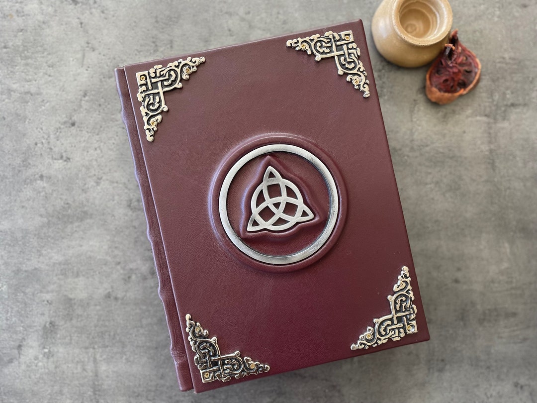 Antique Leather Spellbook Blank Book of Shadows Journal Large Leather ...
