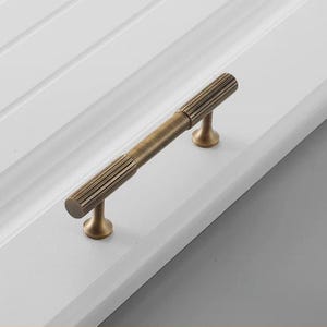 3.75 5 6.25 7.5 8.8 Antique Bronze Knurled Reeded Brass Handles Classic ...