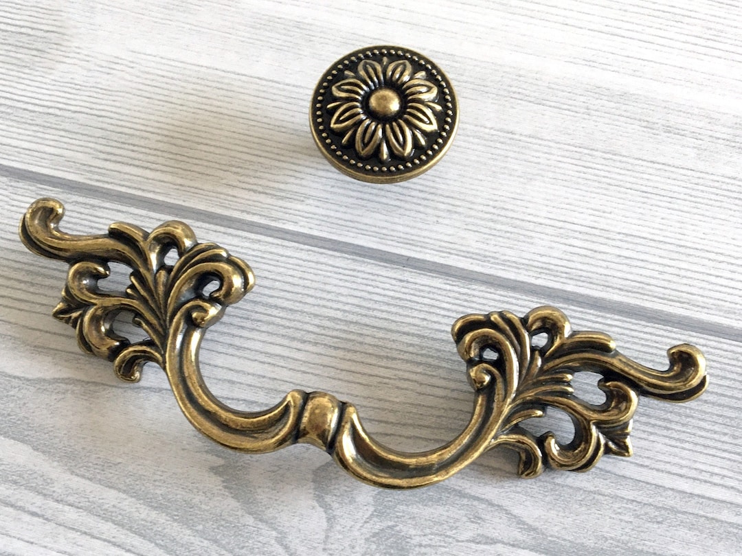 3 3/8" Centers Drawer Pull Leaf Dresser Pull Drawer Pulls Handles ...